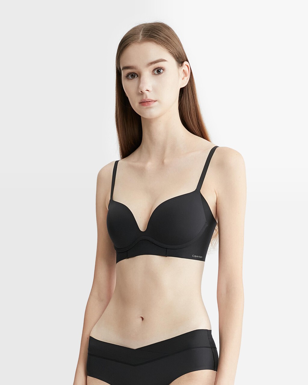 INVISIBLES PUSH UP PLUNGE BRA | black | Calvin Klein Taiwan